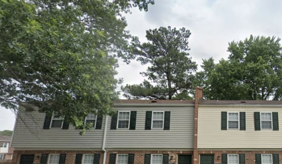 Hickory Point Townhomes | Apartments in Newport News, VA